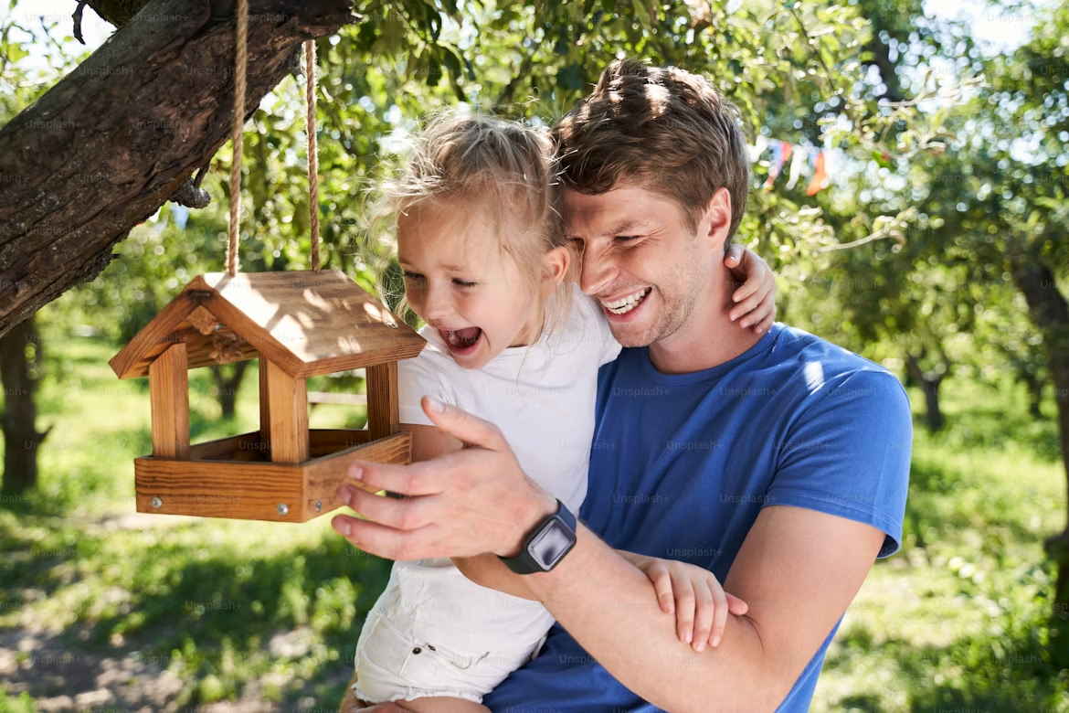 Is a Bird at Your Feeder Sick? What You Should Watch For And What you ...